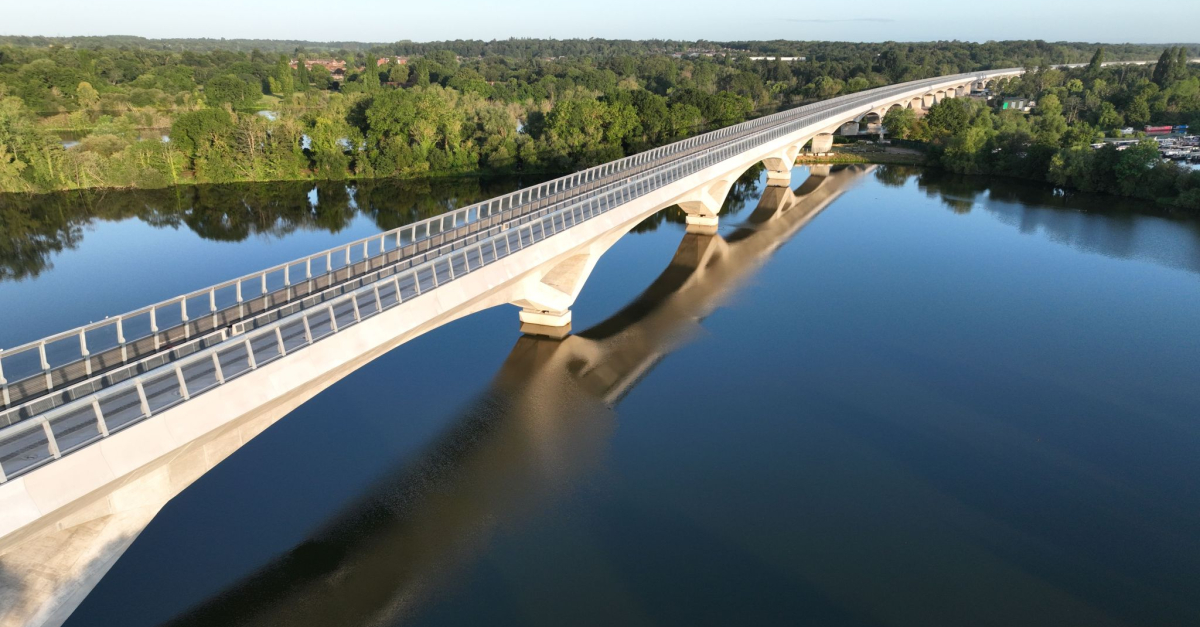 Construction of Britain’s longest rail bridge completed | VolkerFitzpatrick